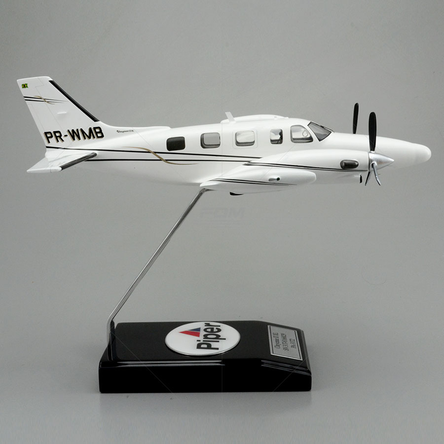 Piper PA-31T2 Cheyenne II-XL Model Airplanes | Factory Direct Models