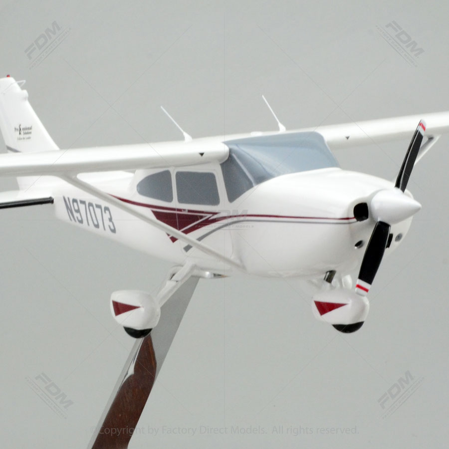 Cessna 182 Skylane Custom Model Airplane | Factory Direct Models