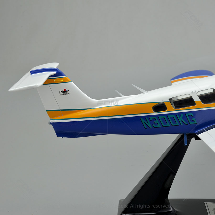 Piper PA-32R-300 Cherokee Lance Scale Model | Factory Direct Models