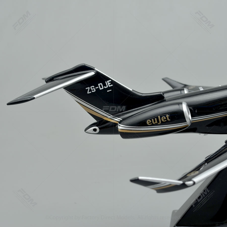Bombardier Global 7000 Airplane Model | Factory Direct Models