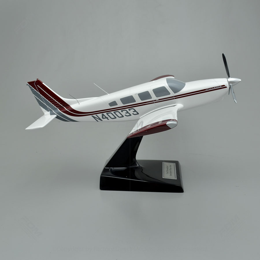 Piper PA-32R-300 Lance Scale Model | Factory Direct Models