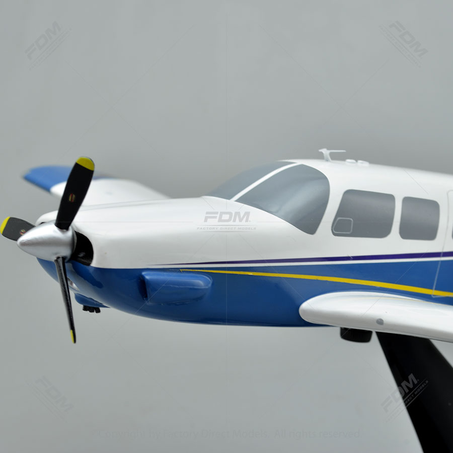 Piper PA-32R-300 Lance Custom Model Plane | Factory Direct Models