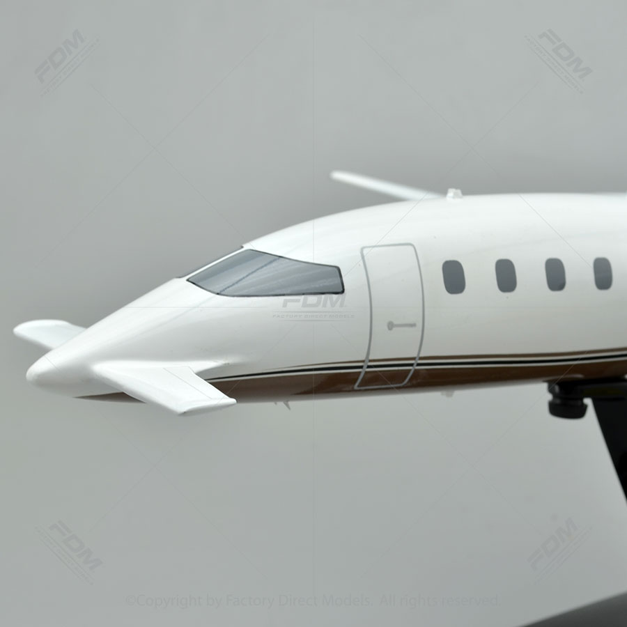 Piaggio Avanti EVO Model | Factory Direct Models