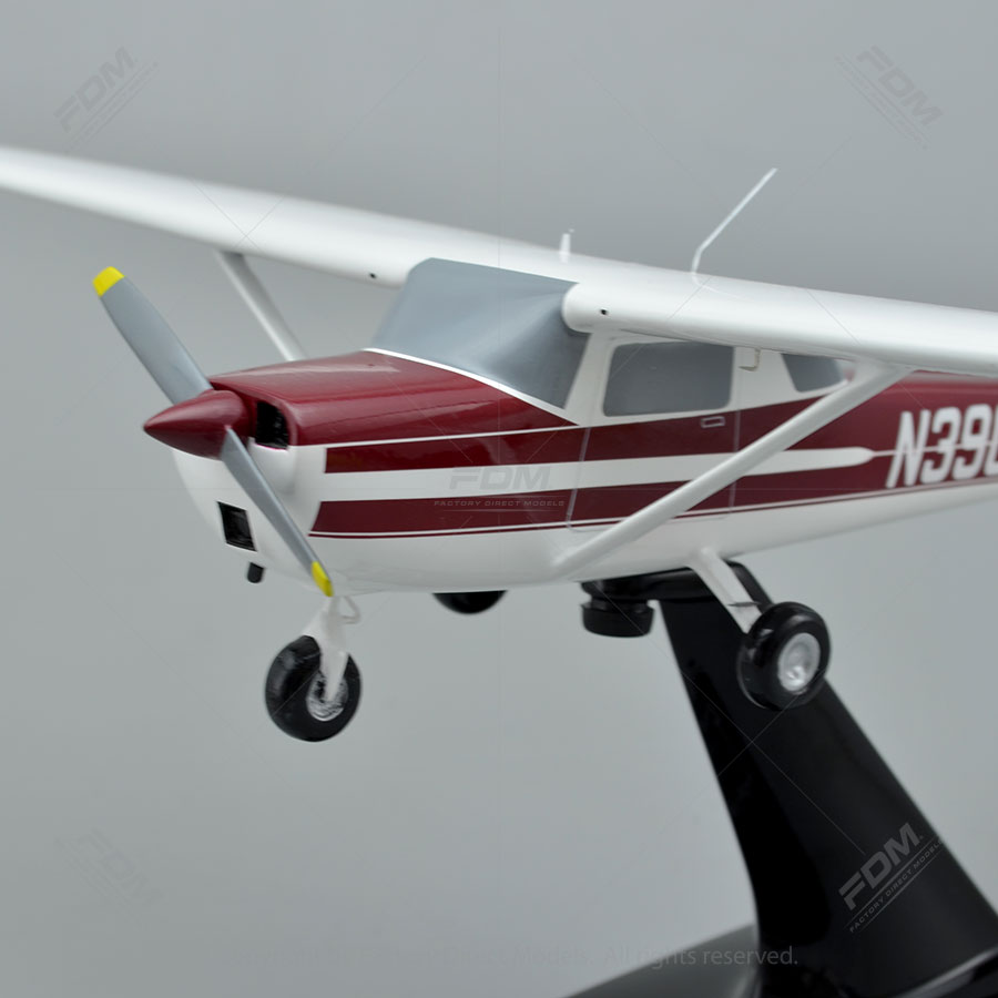 Cessna 150G Custom Model Airplane | Factory Direct Models