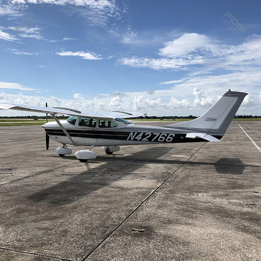 Custom Cessna 182L Skylane Airplane Models | Factory Direct Models
