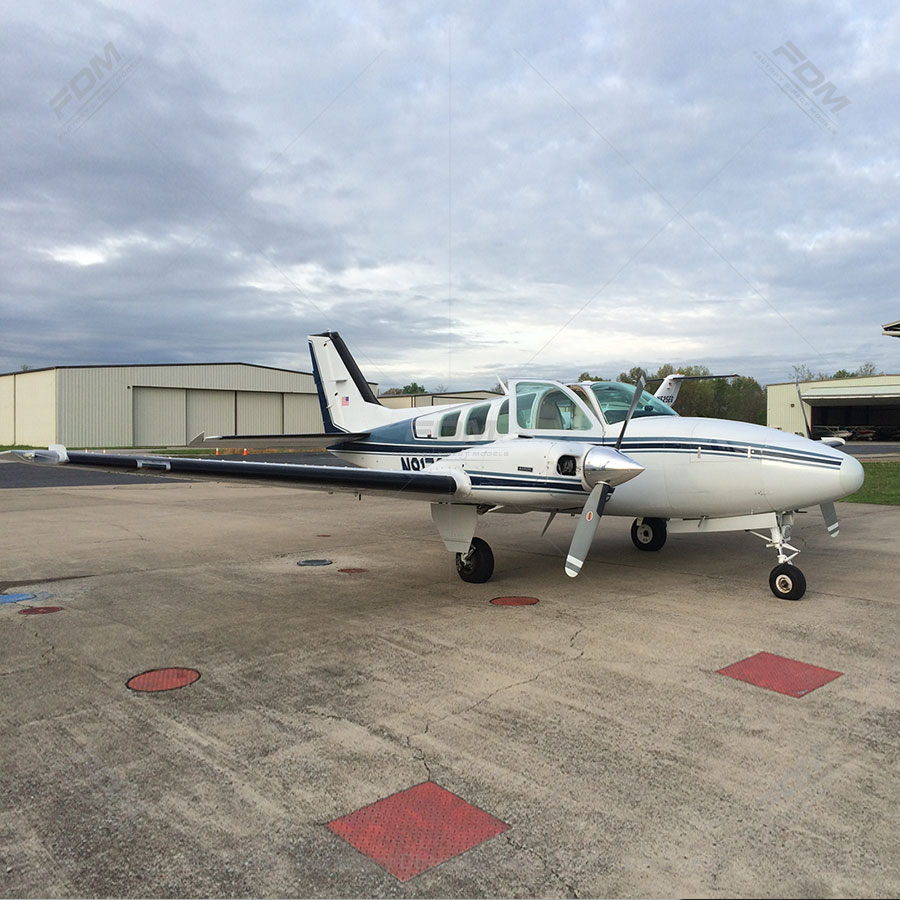 Custom Beechcraft Baron 58 Model Airplanes | Factory Direct Models