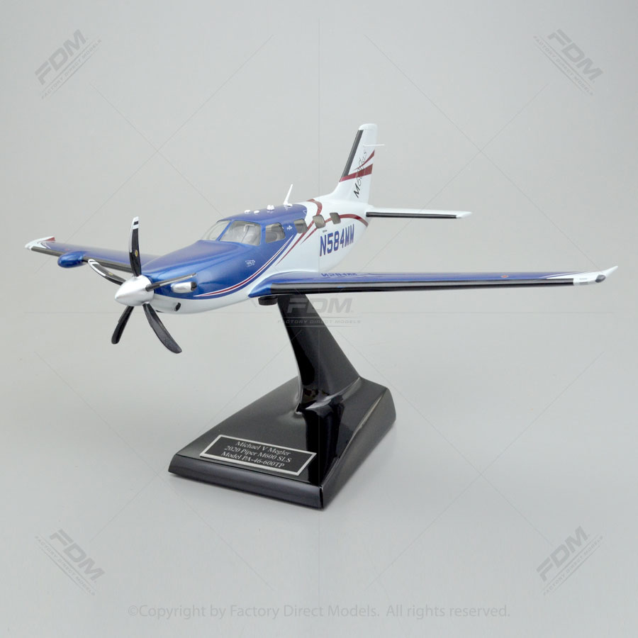 Piper PA-46-M600 Model Airplane with a Detailed Interior | Factory ...