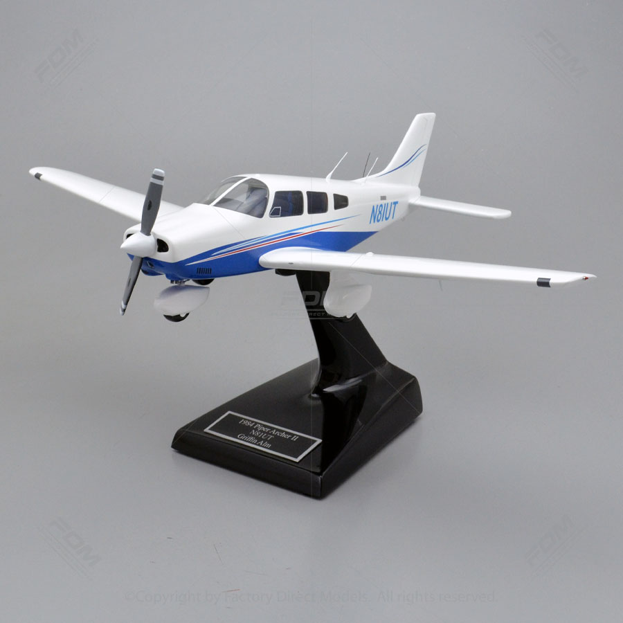 Piper PA-28-181 Archer II Model Airplane with a Detailed Interior ...