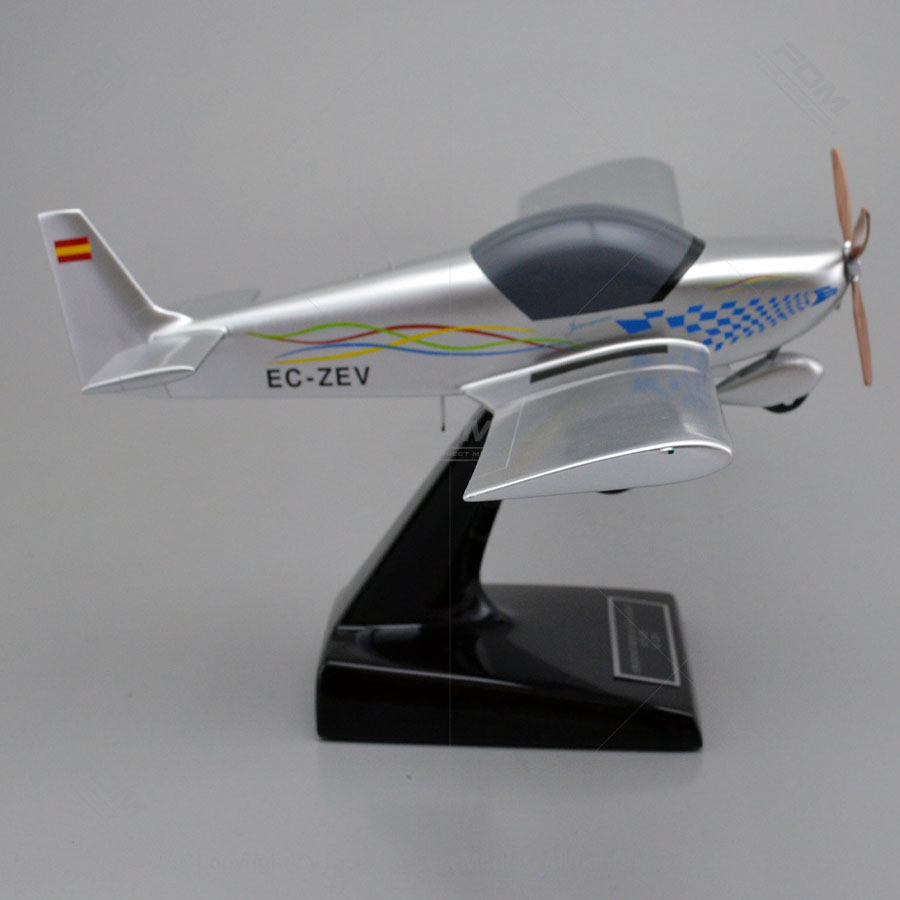 Custom-Built Zenair CH-601 Zodiac Model Airplane | Factory Direct Models