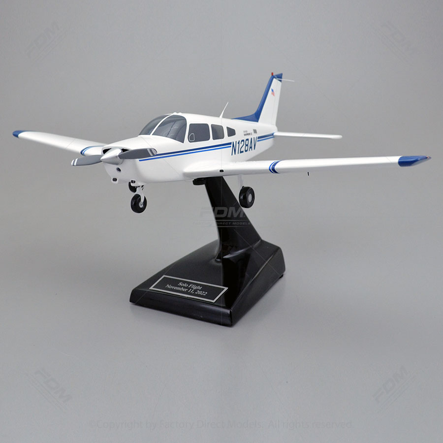Custom-Built Piper PA-28 Cherokee Model Airplane | Factory Direct Models