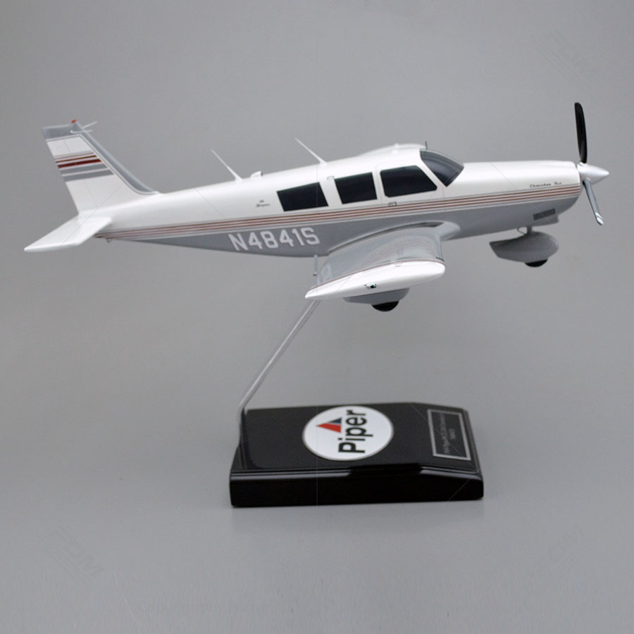 Custom-Built Piper PA-32-260 Cherokee Six Model Airplane | Factory ...