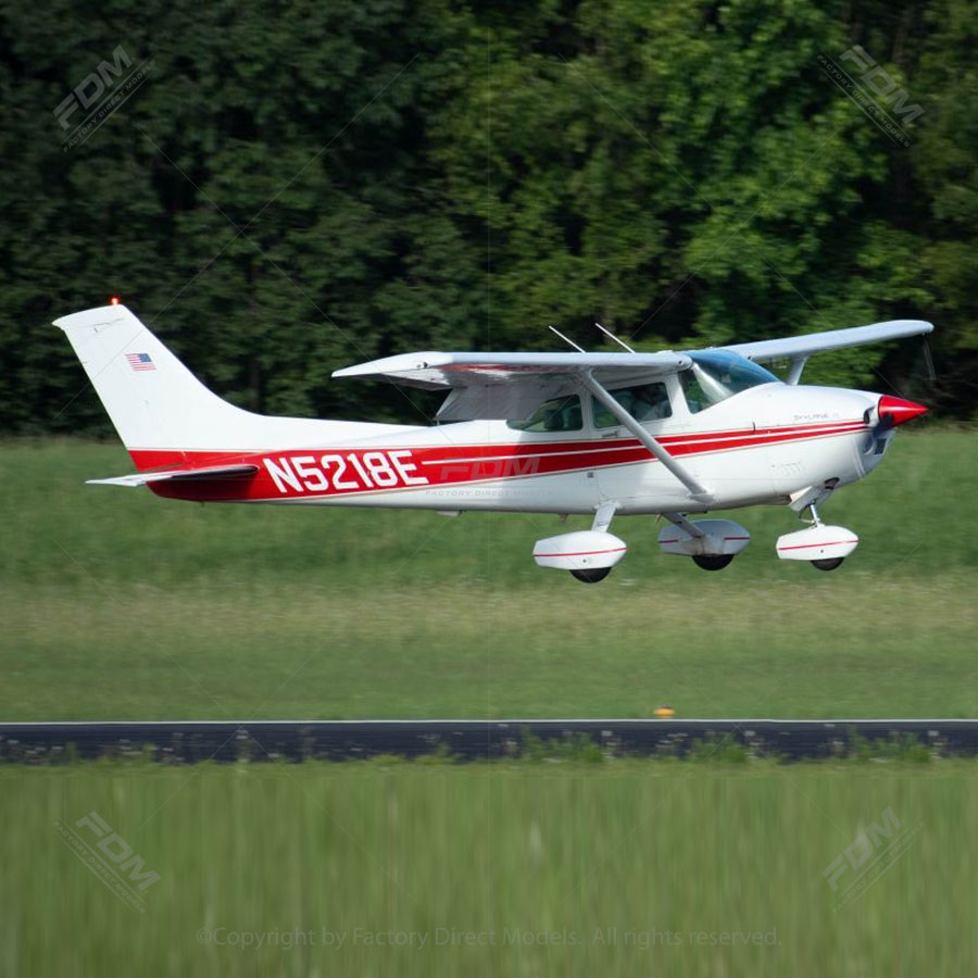 Custom-Built Cessna 182R Skylane Model Airplane | Factory Direct Models