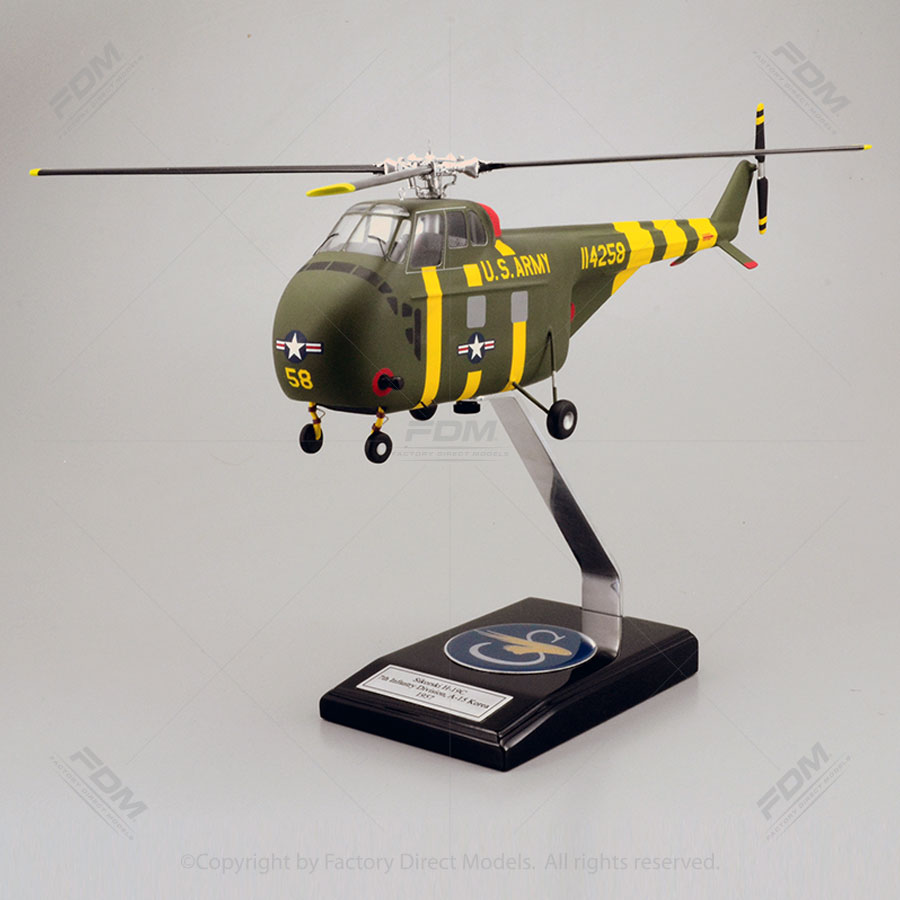 Custom-Made BUS Army H-19C Sikorsy Helicopter Model with a Detailed ...