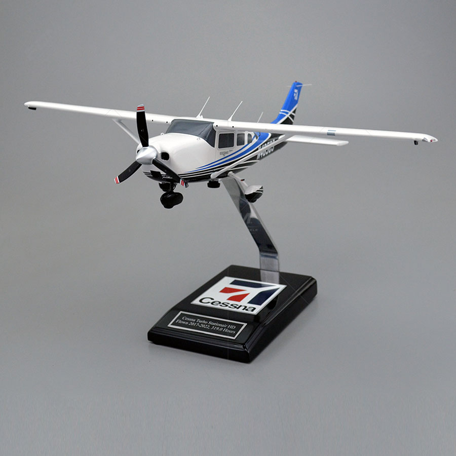 Custom-Built Cessna T206H Turbo Stationair Aircraft Model | Factory ...
