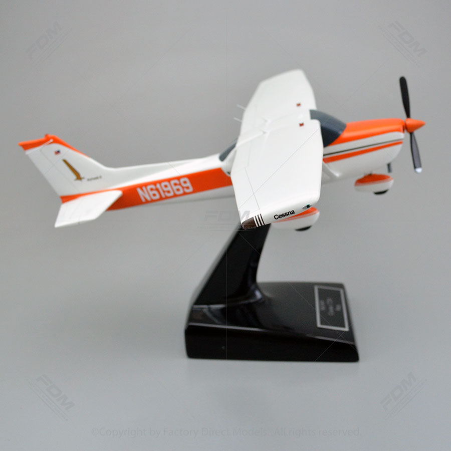 Custom-Built Cessna 172M Skyhawk Model Airplane | Factory Direct Models