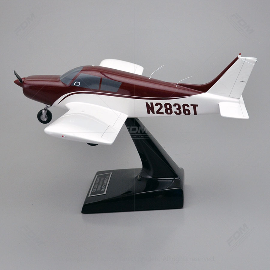 Custom-Made Piper PA-28-140 Cherokee Model Plane | Factory Direct Models