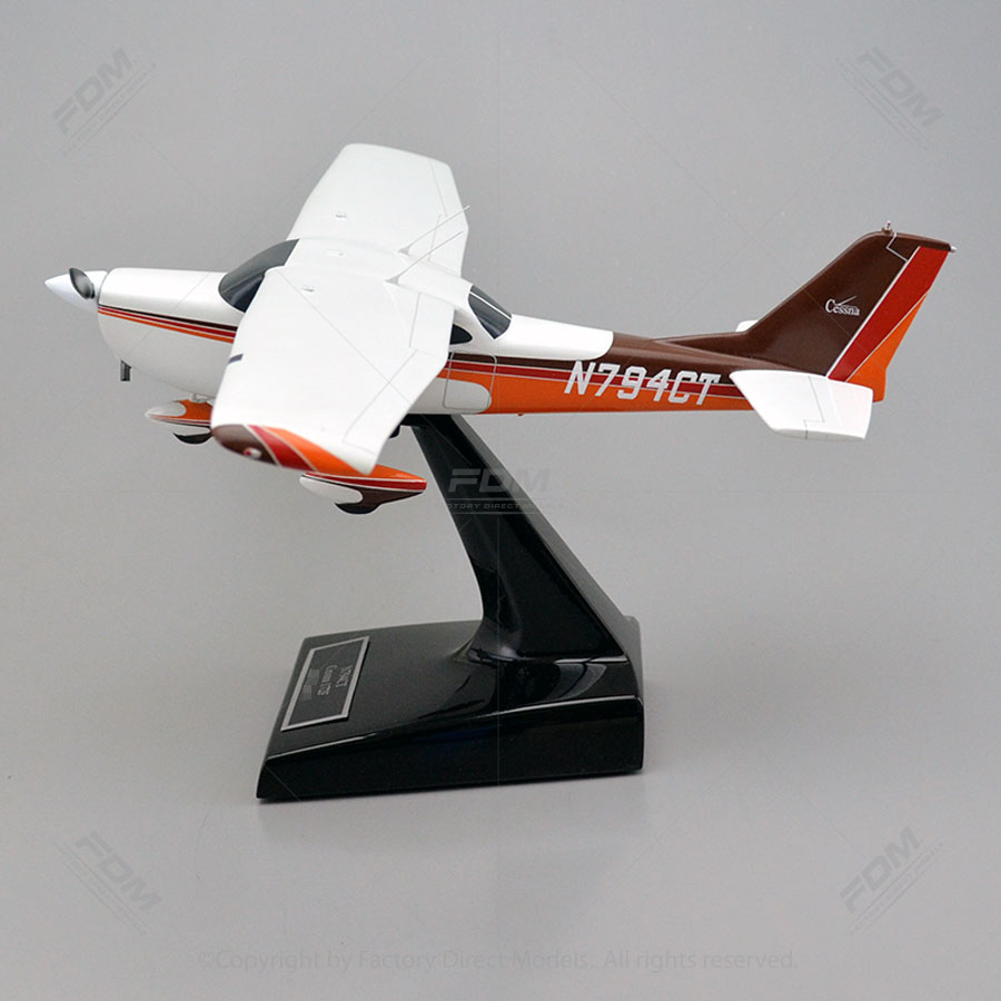 Custom-Made Cessna 172F Skyhawk Model Plane | Factory Direct Models