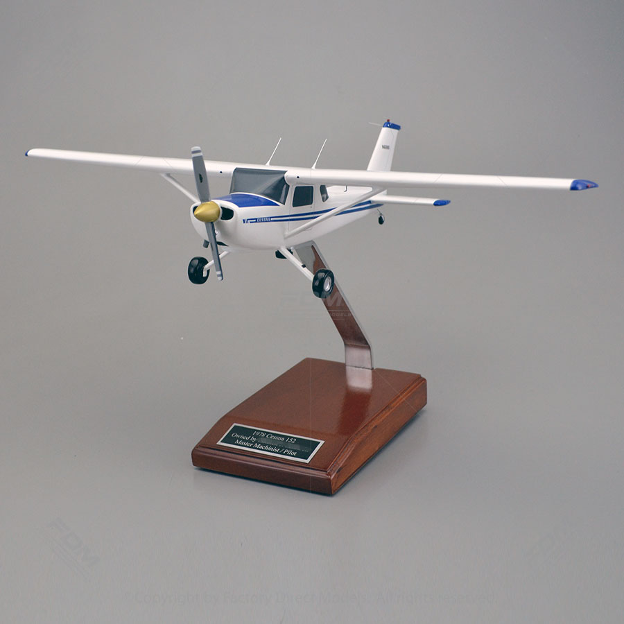 Custom-Made Cessna 152 Model Plane | Factory Direct Models