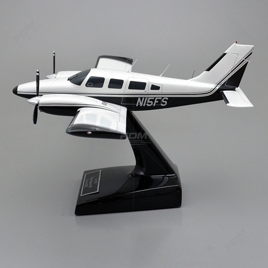 Custom-Made Piper PA-34-220T Seneca V Model Plane | Factory Direct Models