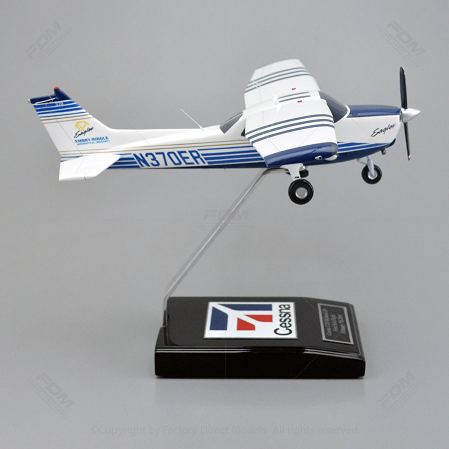 Cessna 172S Skyhawk SP Embry-Riddle Aeronautical University Airplane ...