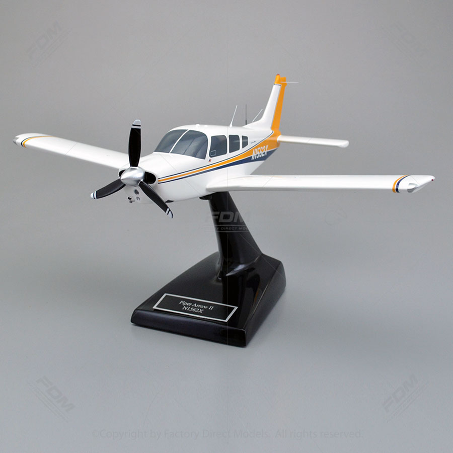 Piper PA-28R-200 Arrow II Airplane Model | Factory Direct Models