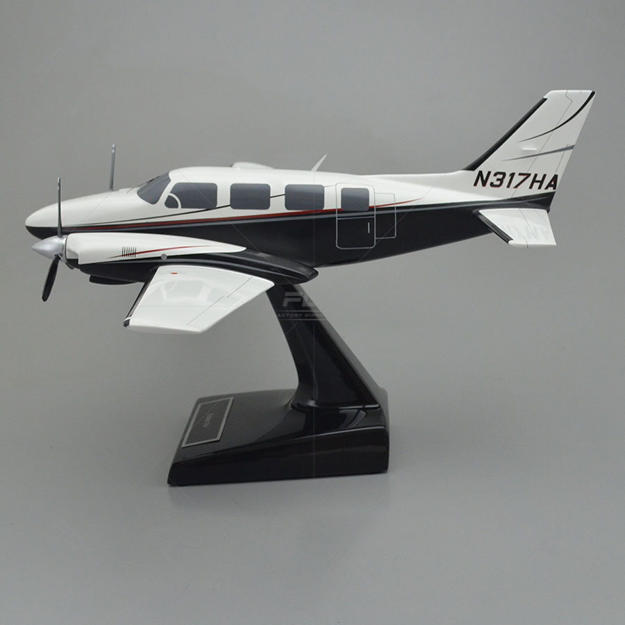 Piper PA-31-325 Navajo Airplane Model | Factory Direct Models