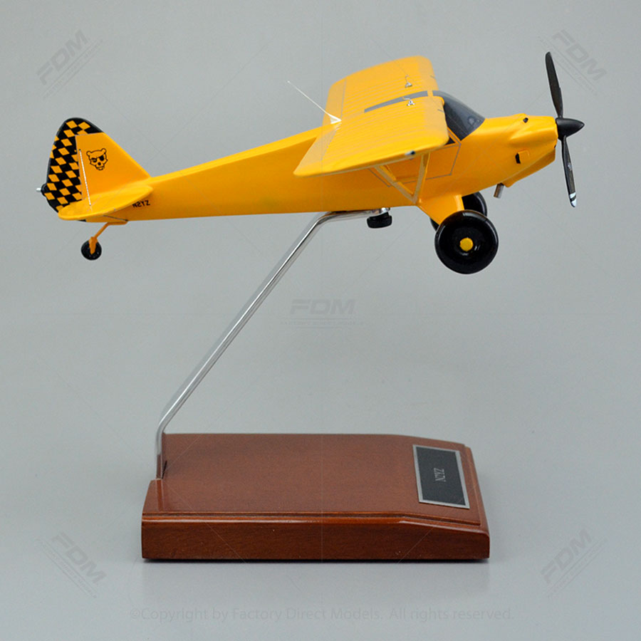 CubCrafters Carbon Cub EX-2 N2YZ Airplane Model | Factory Direct Models