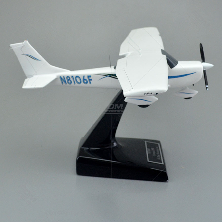 Custom Cessna 150F Wooden Model Airplane N8106F | Factory Direct Models
