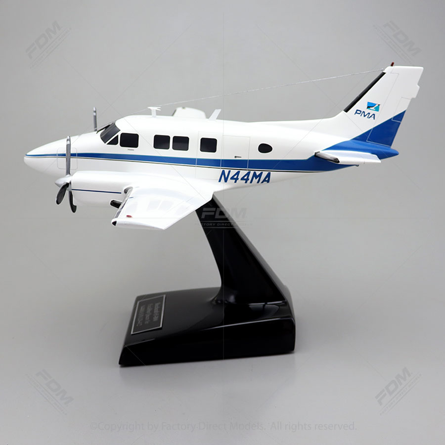 Stunning Handcrafted Beechcraft 65-B80 Queen Air Wooden Model ...