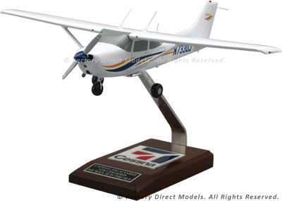Cessna 172 Skyhawk Model Aircraft | Factory Direct Models