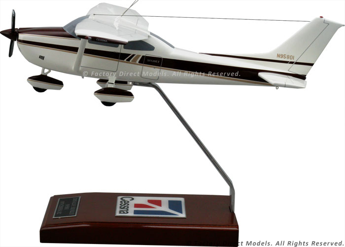 Cessna 182 Skylane Scale Model Airplane | Factory Direct Models