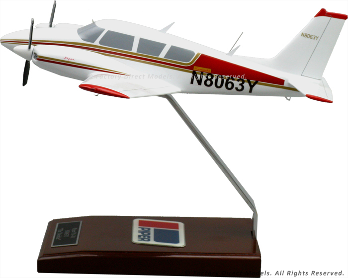 Piper PA-30 Twin Comanche Scale Model | Factory Direct Models