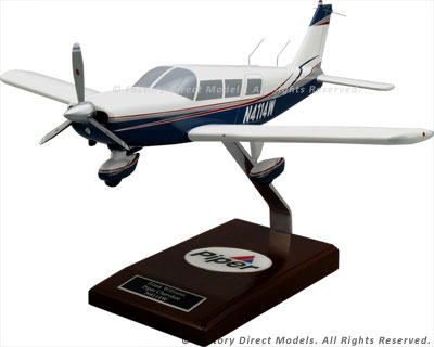Piper PA-32-Cherokee 6 Model Airplane | Factory Direct Models