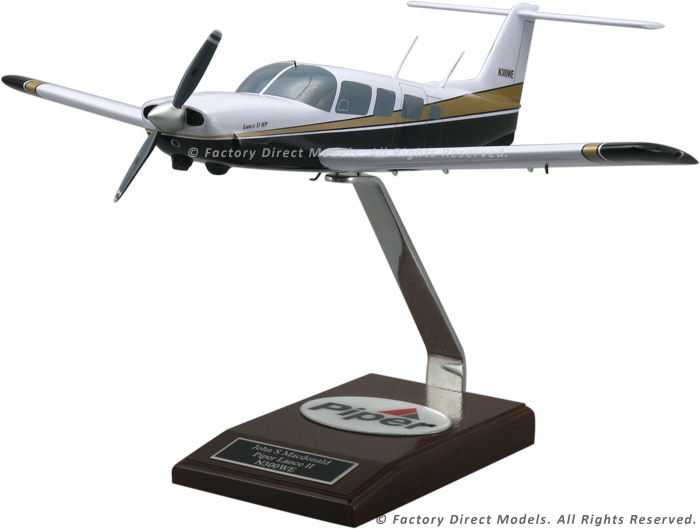 Piper PA-32RT-300 Lance II Model Airplanes | Factory Direct Models
